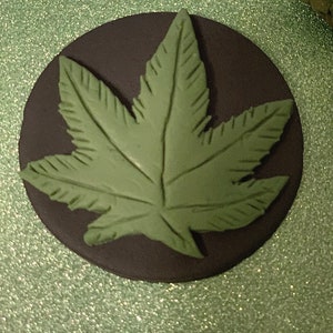 Marijuana Edible Cake Topper Wrappers Edible Cupcake Toppers, Weed ...