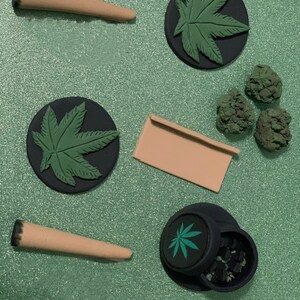Marijuana Edible Cake Topper Wrappers Edible Cupcake Toppers, Weed ...