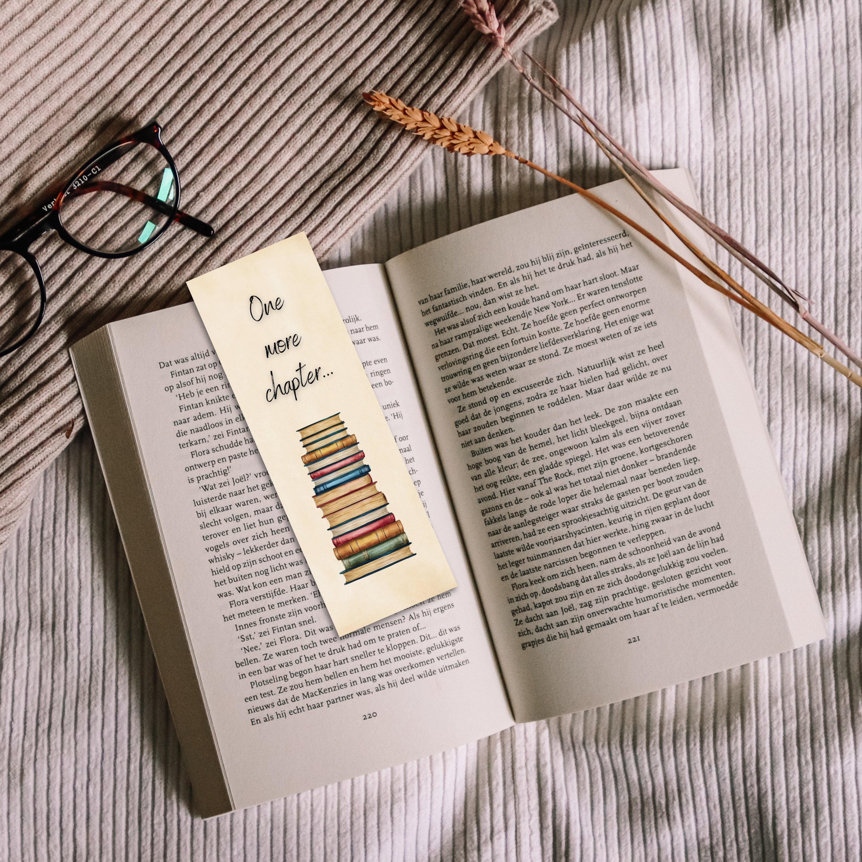 Stacked Books Printable Bookmarks, Set of 5 Bookmarks for Booklovers ...
