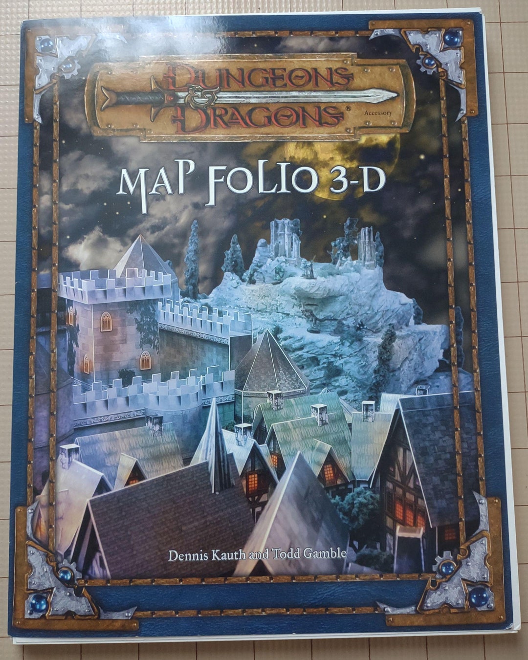 Map Folio 3-D Fold-up Buildings Medieval Inn, Smithy, Tower, and More Dungeons & Dragons 3.0 ...