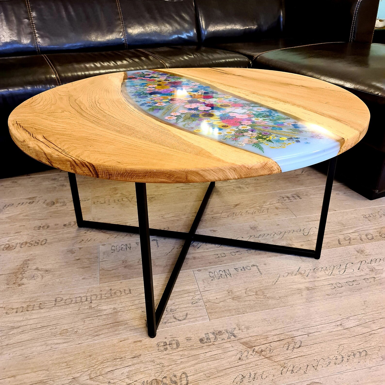 Epoxidharz Couchtisch Rund