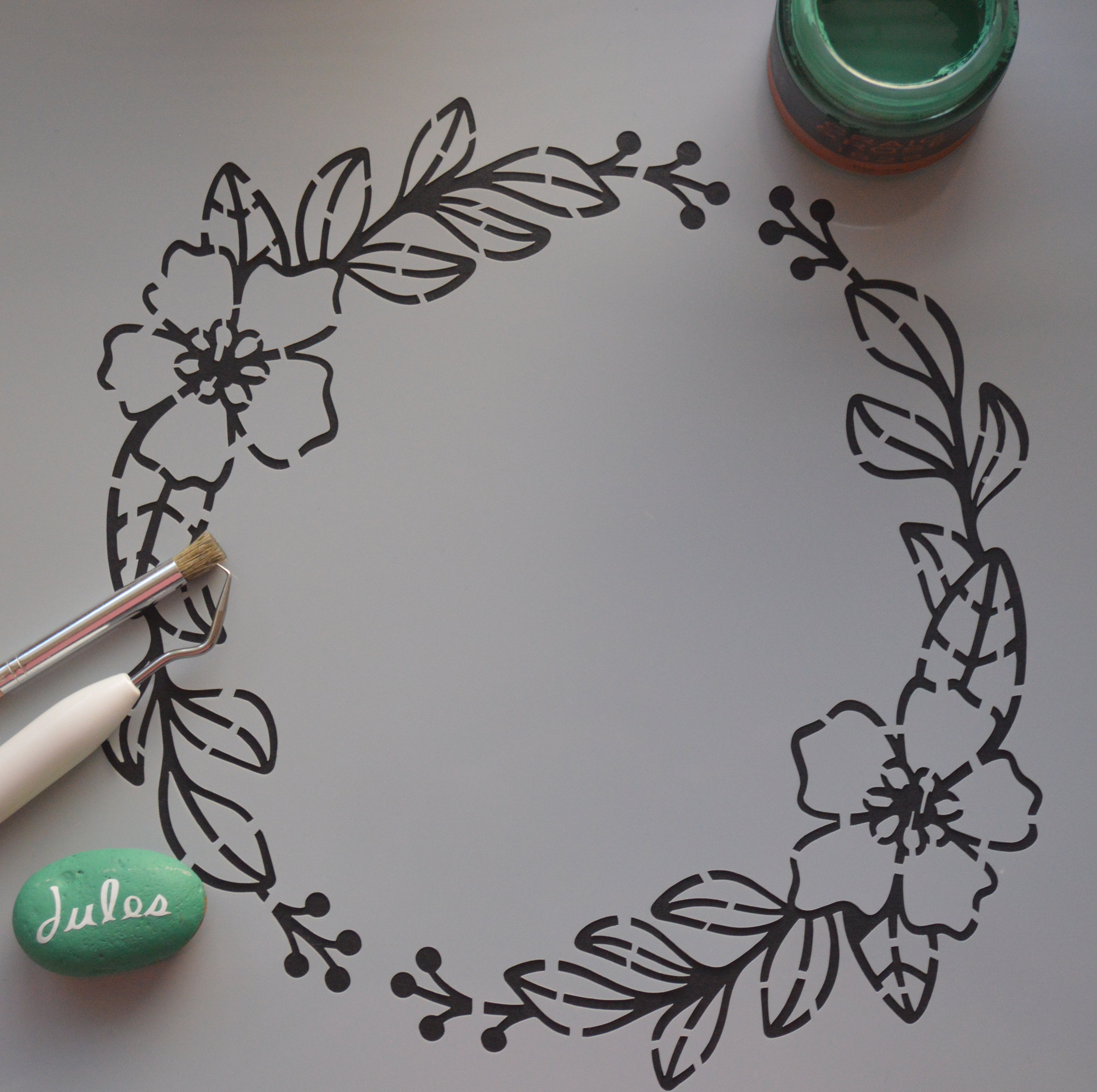 Circular Flower Border Stencil in A4 for Painting Furniture - Etsy