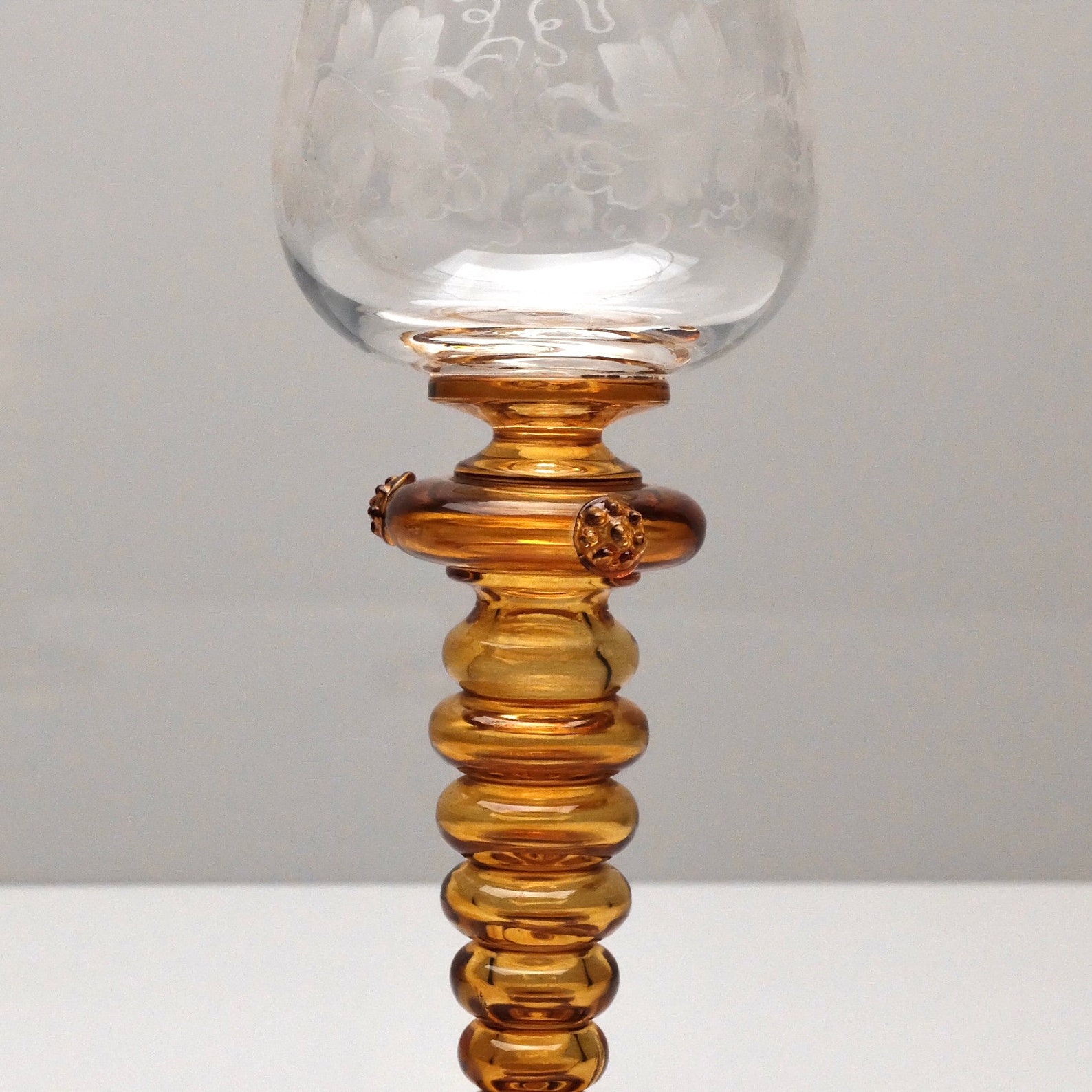 2 Fritz Heckert Hock Wine Roemers Fruiting Vine Glasses 7 1/4" 18.4 Cm ...