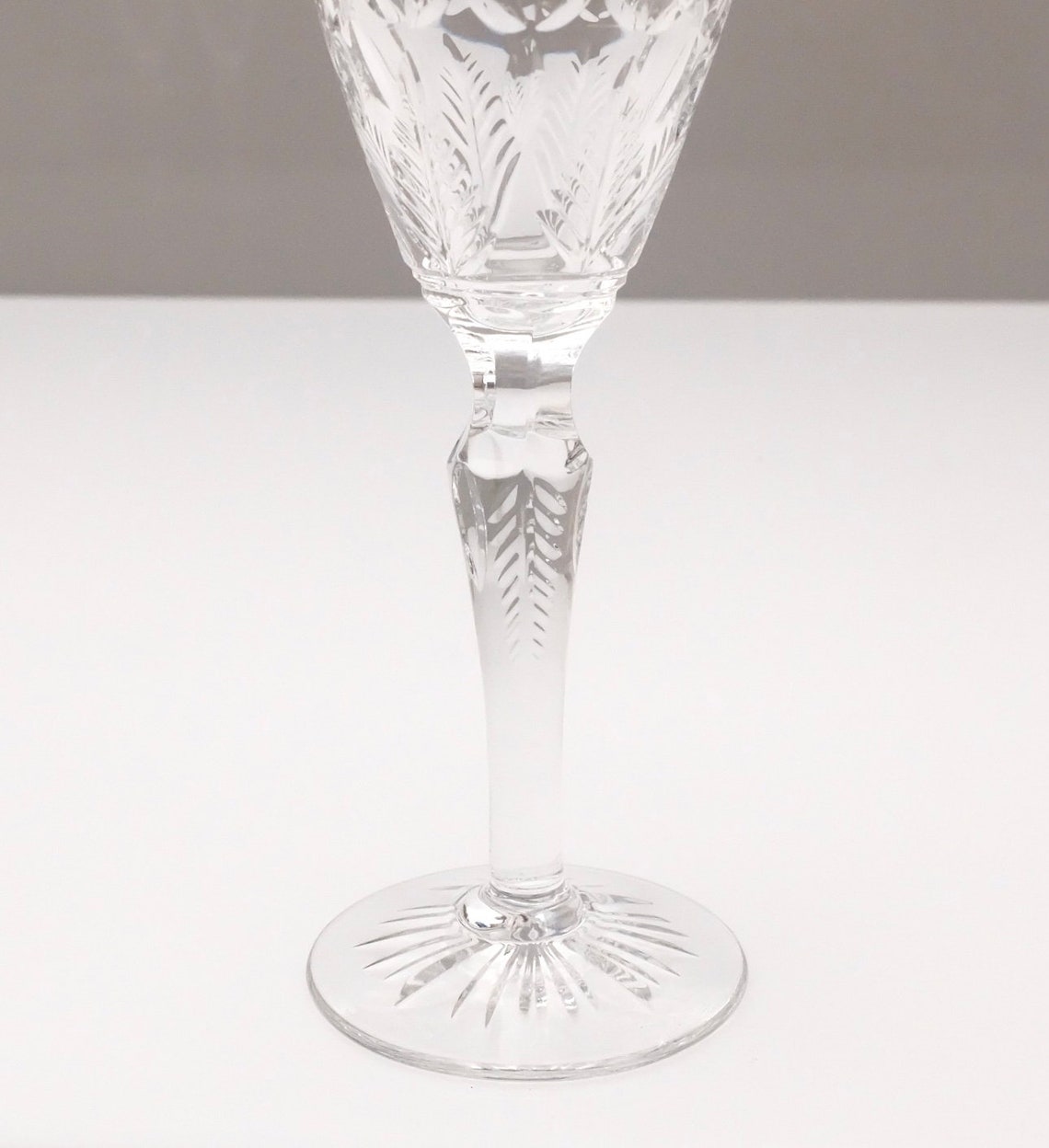 Stevens & Williams Royal Brierley Crystal Intaglio Cut Cordial Glasses ...