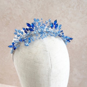 Blue Crystal Bridal Tiara: Pearl Wedding Headpiece - Etsy