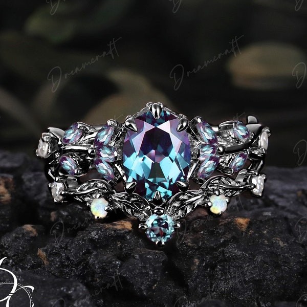 Gothic Engagement Rings - Etsy