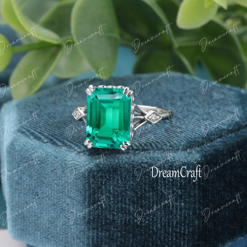 Emerald Engagement Ring Vintage Green Emerald Engagement Ring - Etsy