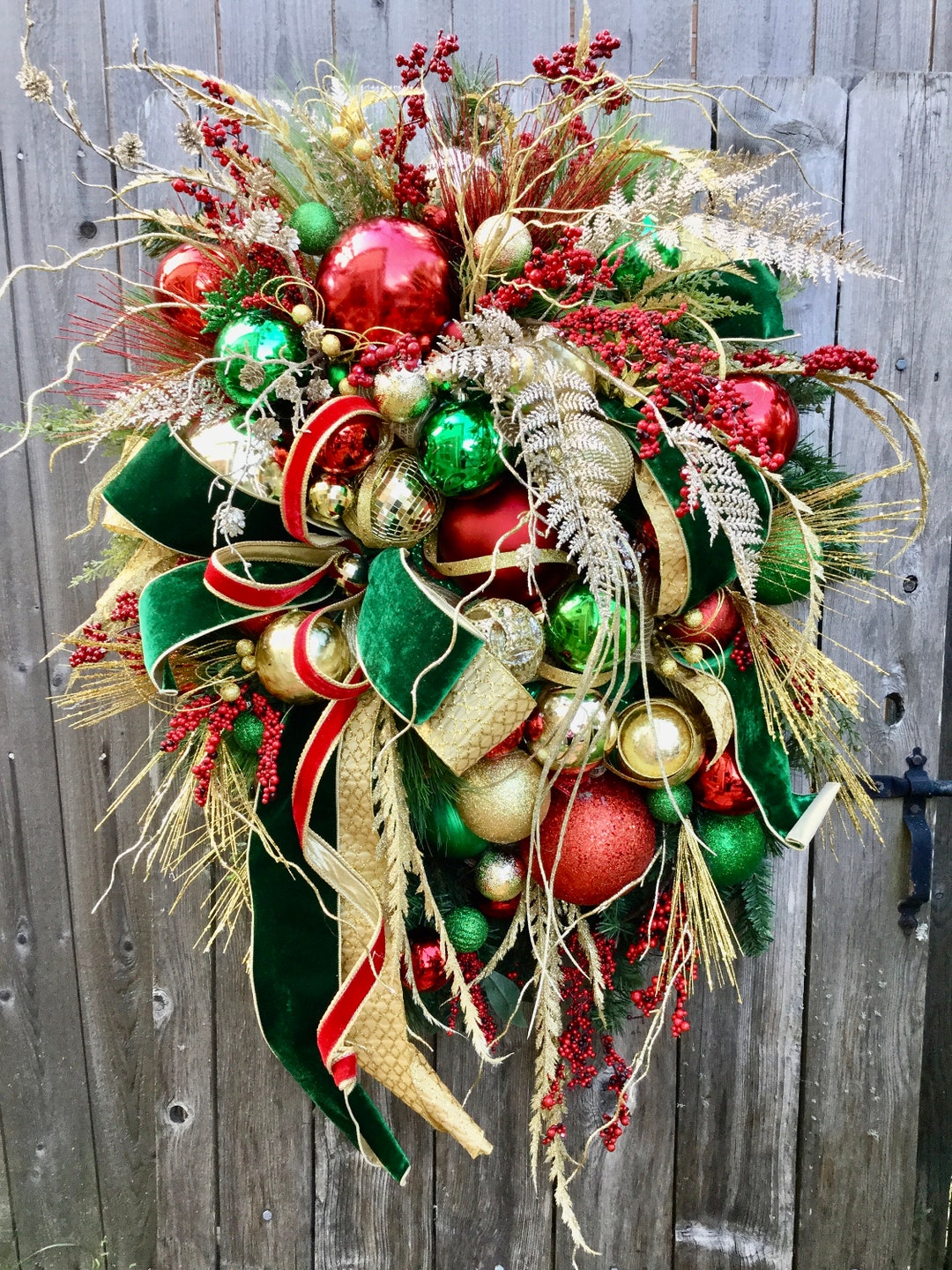 Red And Green Christmas Decor Christmas Wreath For Front Door Elegant
