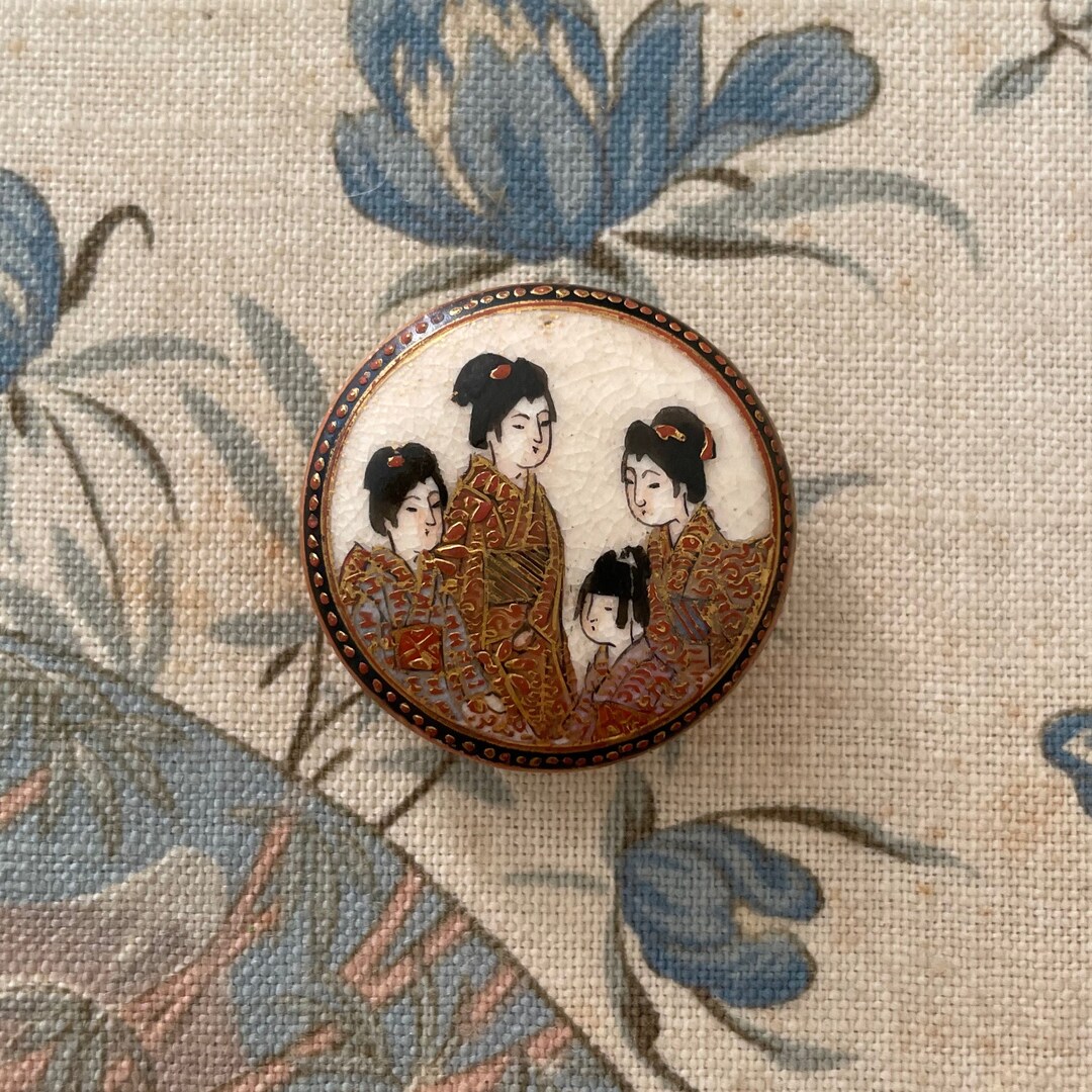 Antique Japanese Satsuma Figural Buttons an Exceptionally Nice Example ...