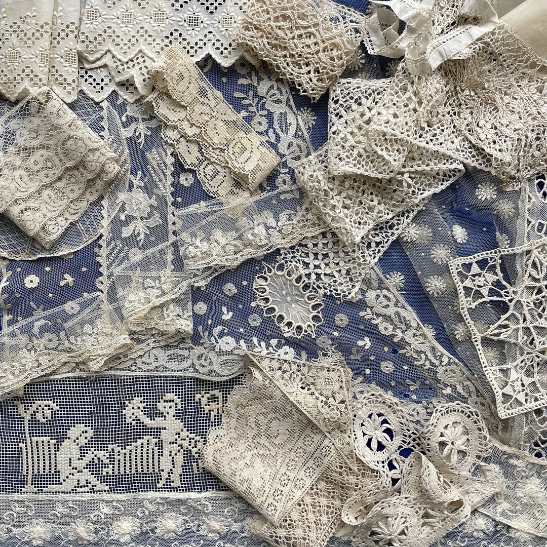 Antique Vintage Off-white Lace Items, Time Worn Scraps & Trims, Pretty ...