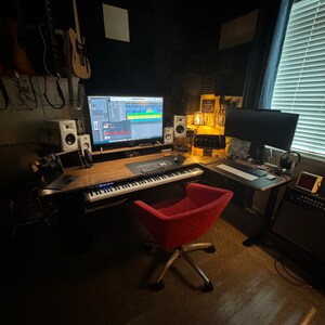 Sit-stand L-shaped Studio Corner Desk | 3-leg Imovr Base | Recording ...
