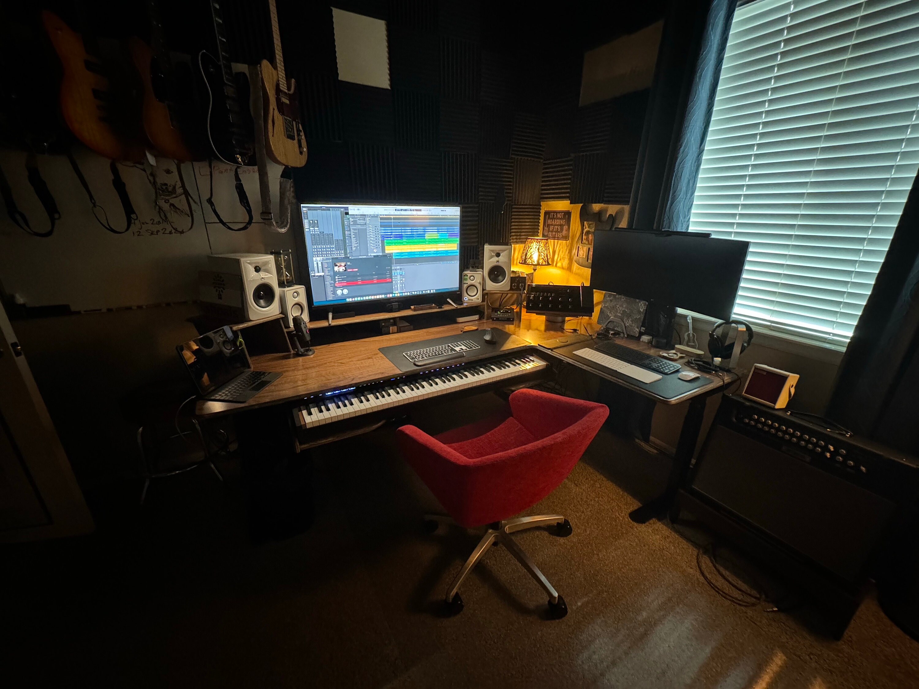 Sit-stand L-shaped Studio Corner Desk | 3-leg Imovr Base | Recording ...