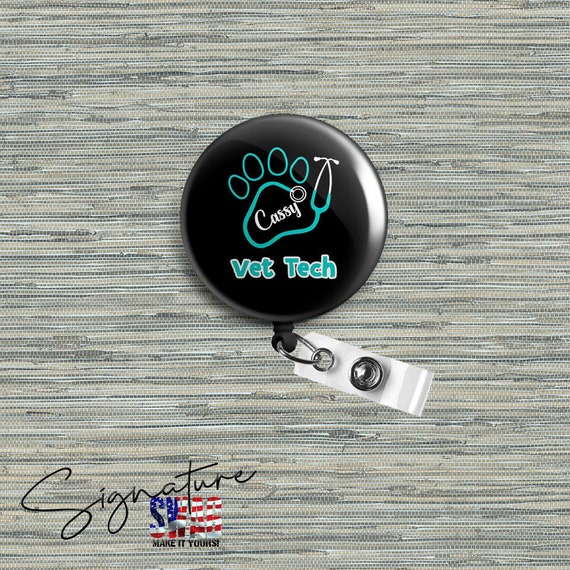 Personalized Vet Tech Paw Print Stethoscope Retractable Badge - Etsy