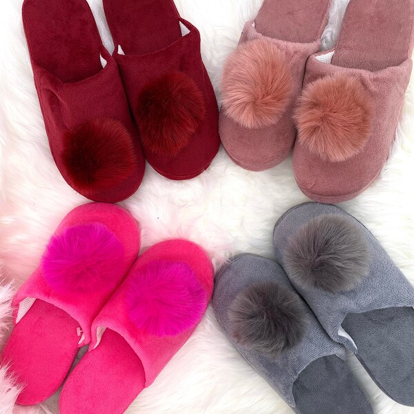 Pom Pom Slippers - Etsy