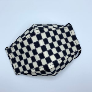 Black Checkered Print | 3D Face Mask | 3 Layers of High Quality 100% ...