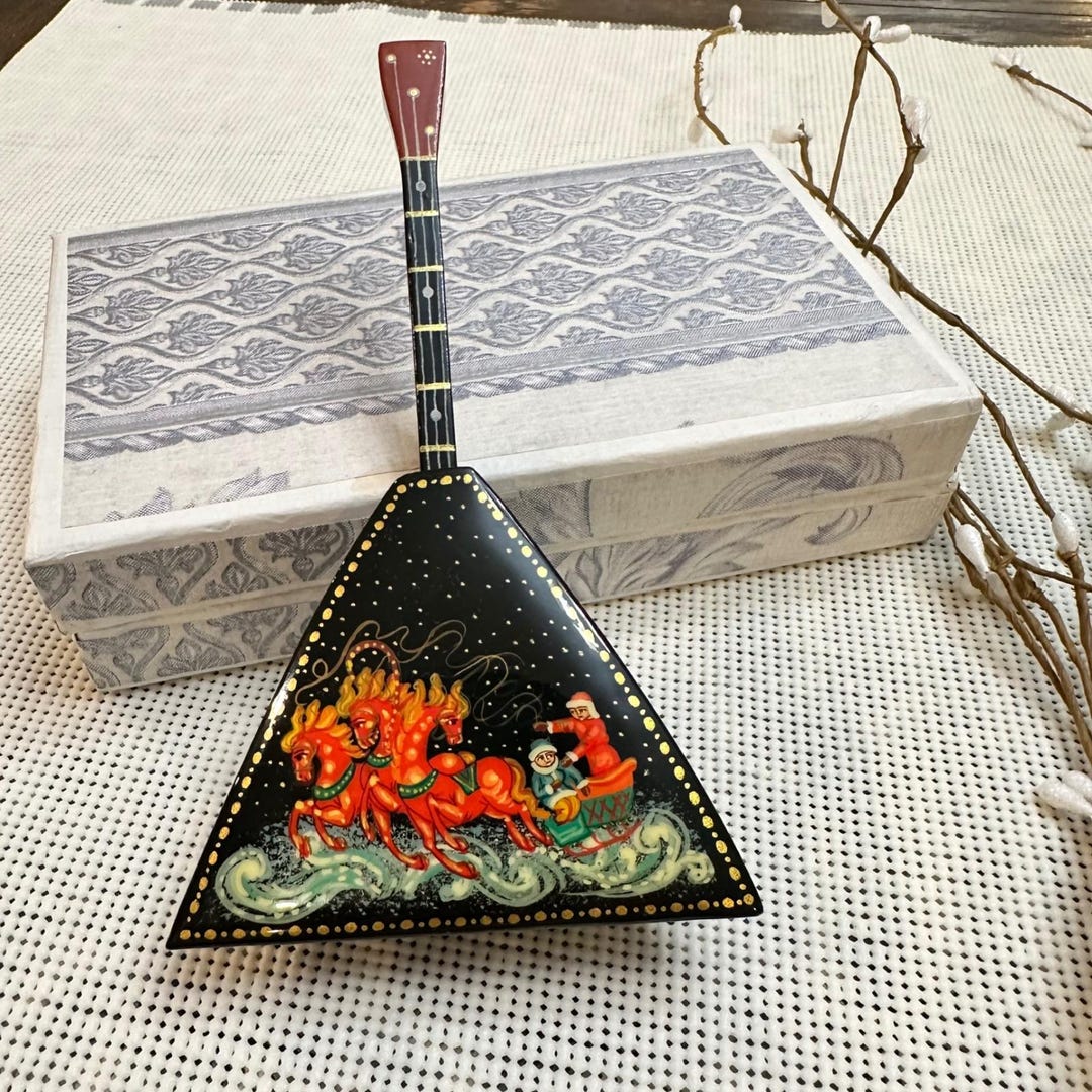 Vintage Rare Handpainted Handmade Balalaika Lacquer Trinket Box ...