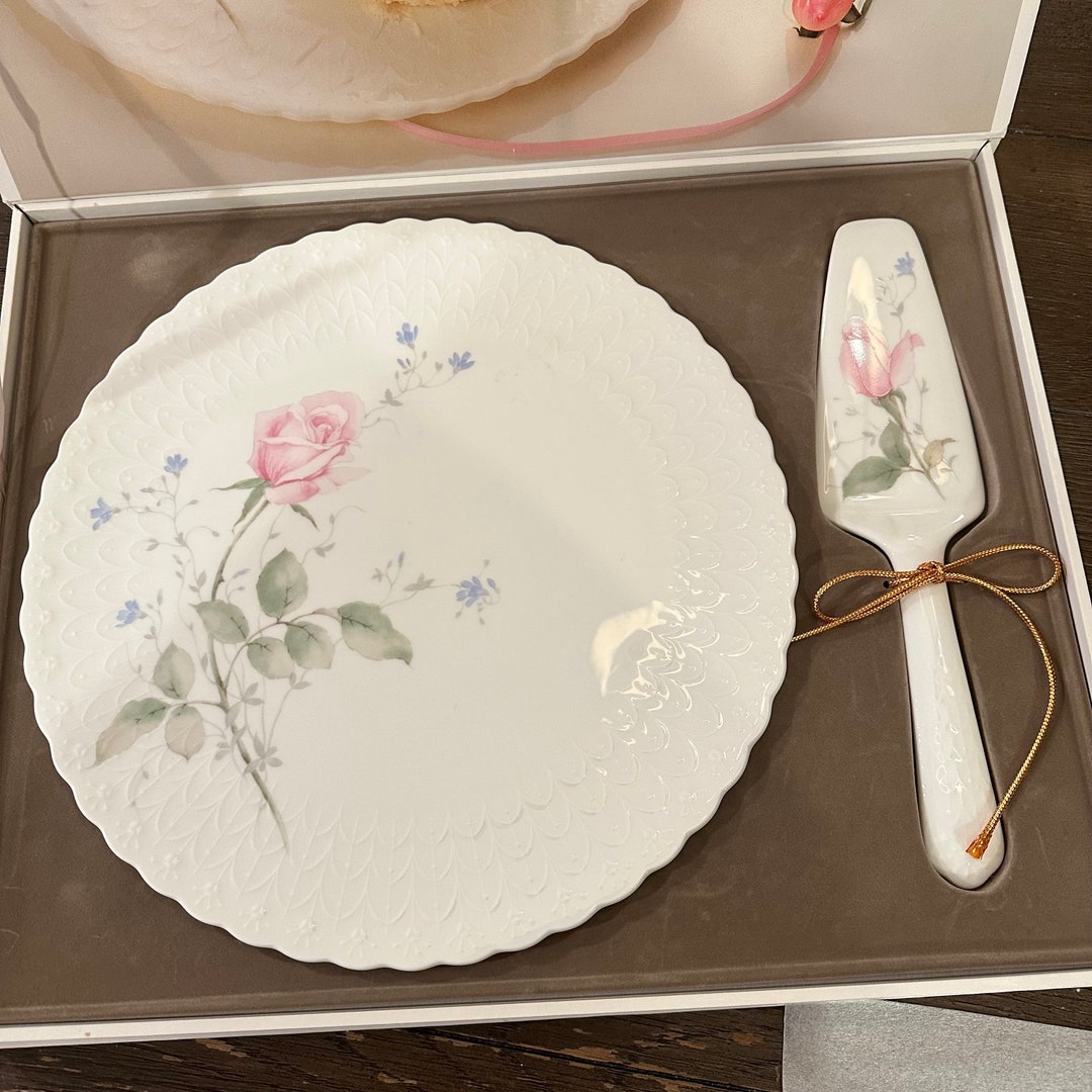 Mikasa April rose Cake Server Plate & Slicer 1980s Vintage Bone China ...