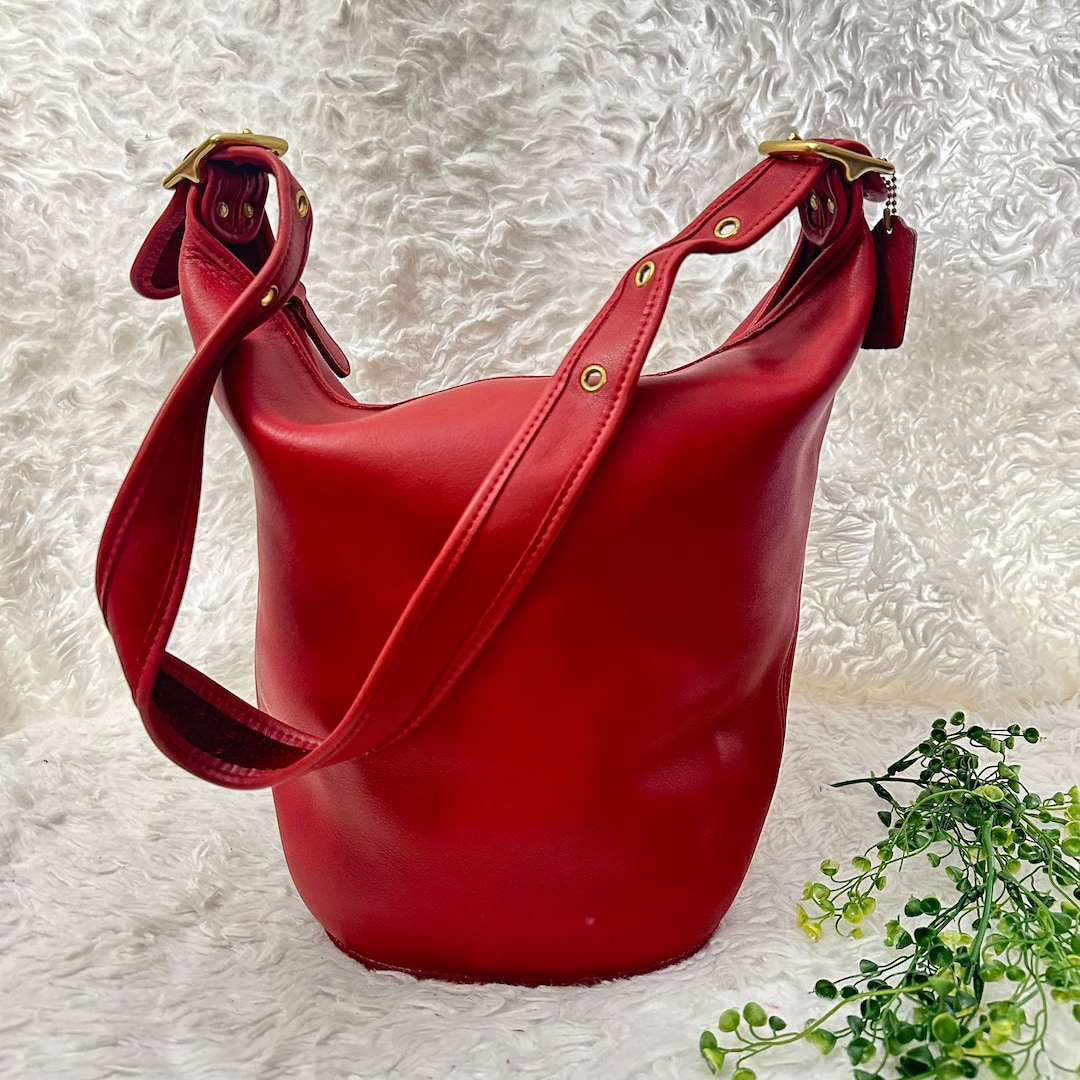 Coach Vintage Duffle Feed Sac Shoulder Bag 9085 Red Cowhide Leather ...