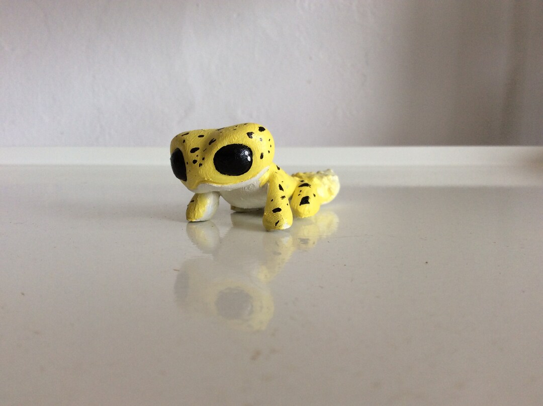 Custom Gecko Miniature Sculpture/figurine. Leopard Gecko Sculpture ...