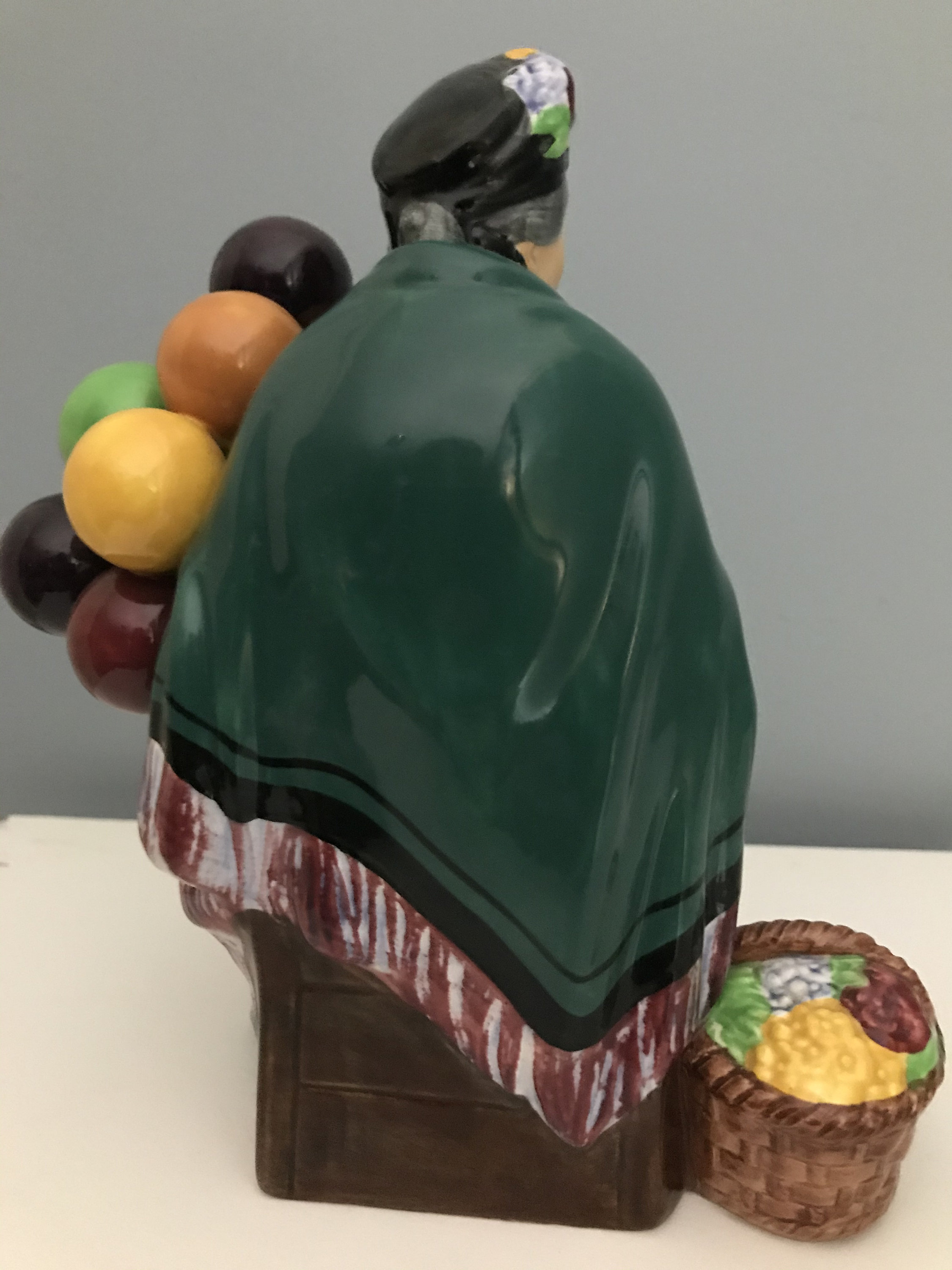 Royal Doulton the Balloon Man HN 1954 & the Old Balloon Seller HN 1315 ...