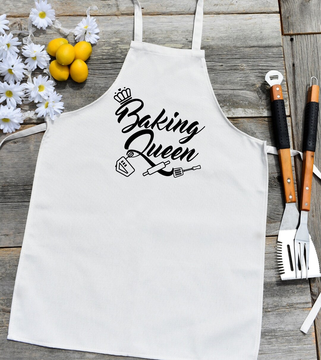 Queen of the Kitchen Apron, Gift for Her, Custom Name Apron, Baking ...