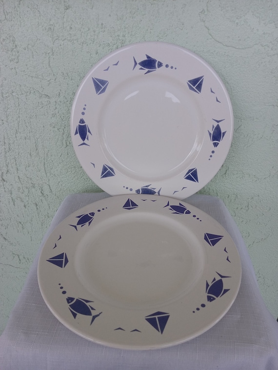 Vintage Varages Plates-made in France-blue and White - Etsy