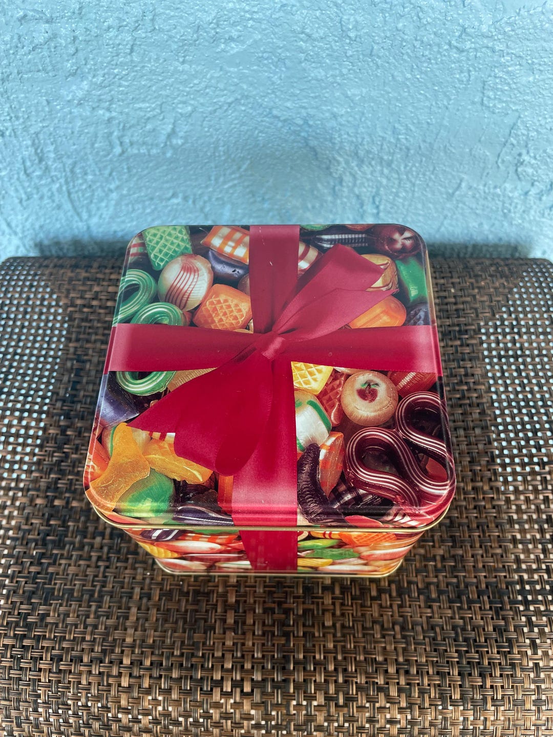 Tins-vintage Christmas Tin-christmas Tin-boxes and Bins-old Time ...
