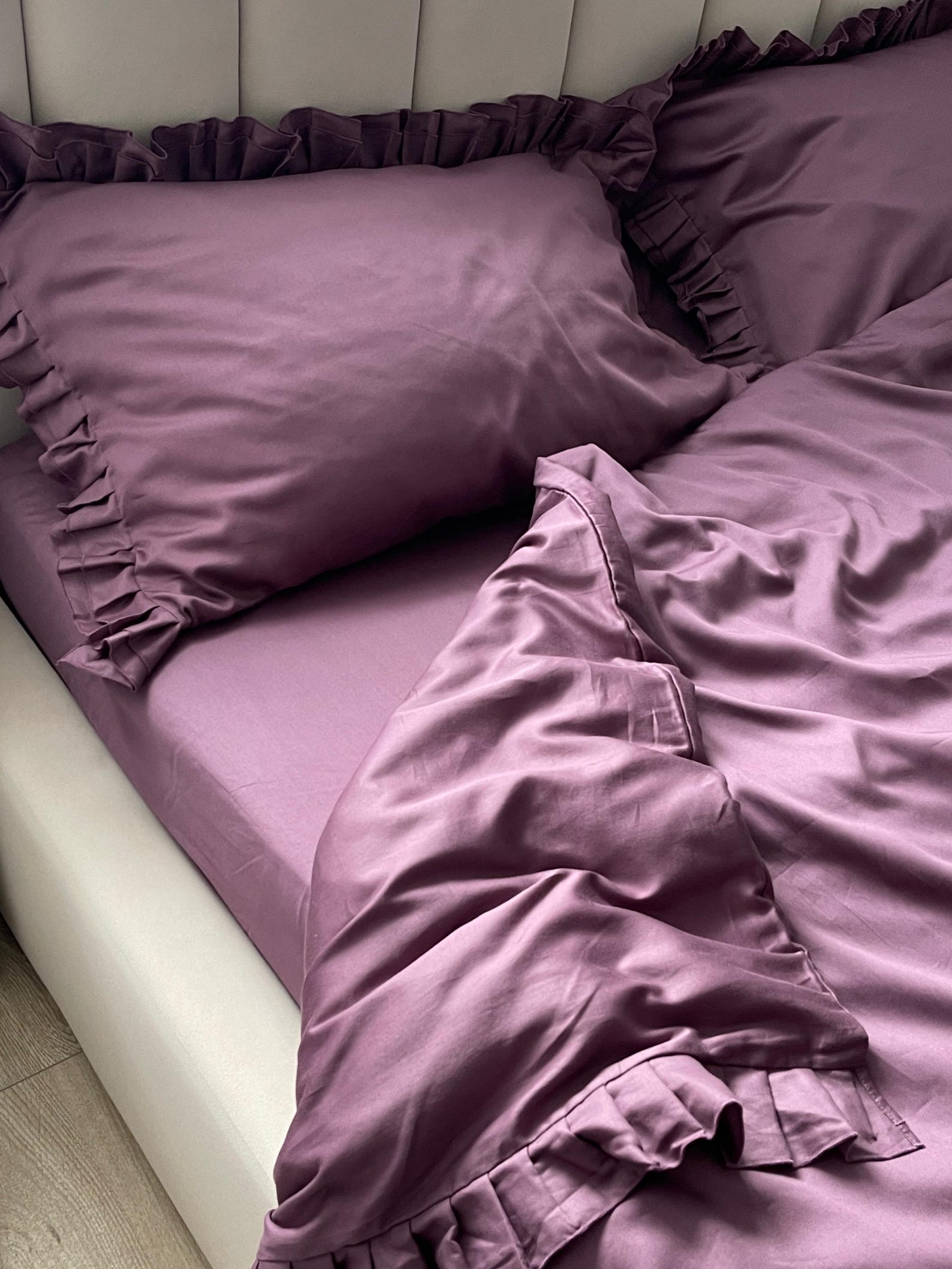 Plum Ruffled Bedding Set 4 Pcs, Natural Sateen 100% Cotton 1 Duvet ...