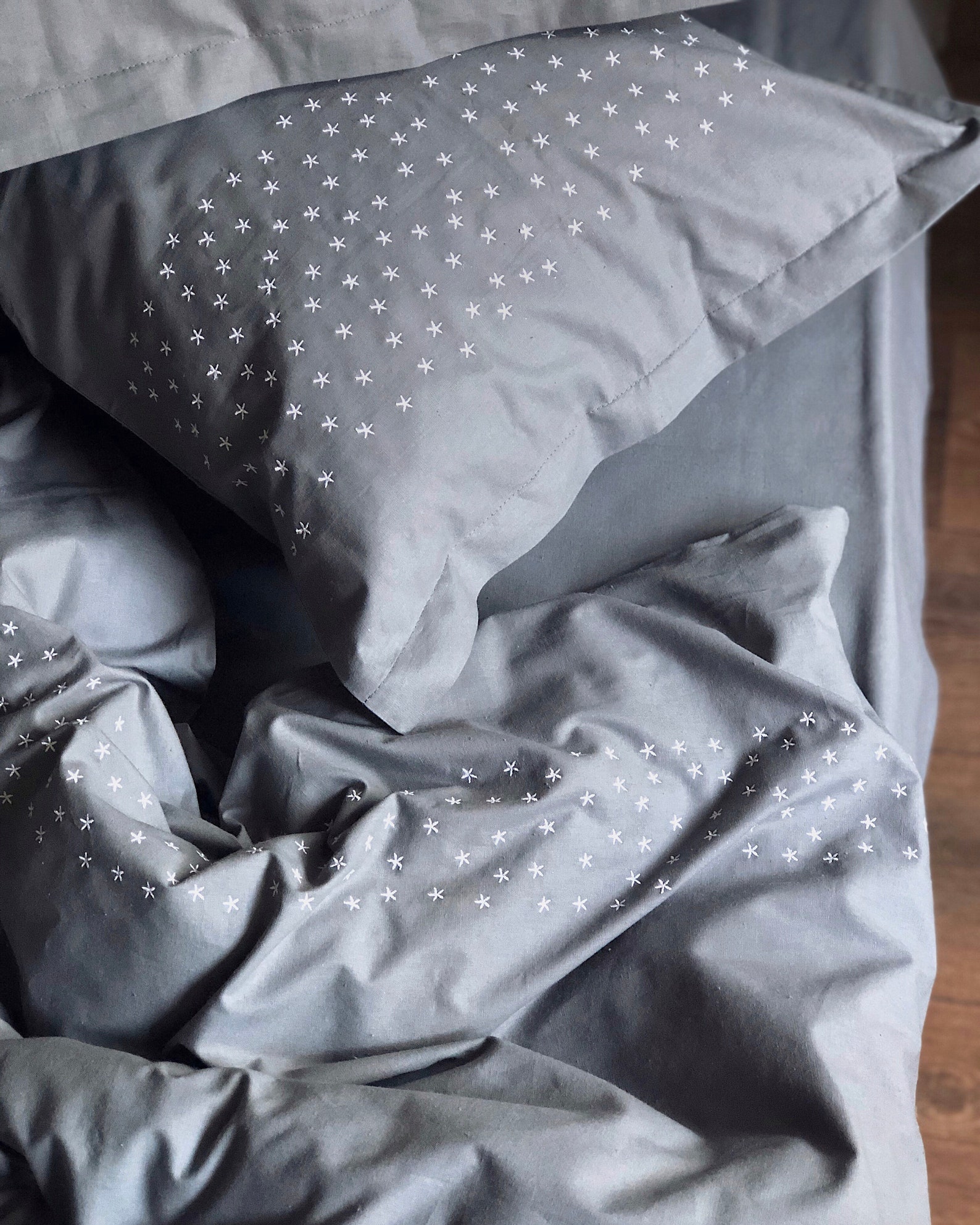 Embroidered Star Bedding Set: Gray-blue Sateen Cotton Duvet Cover ...