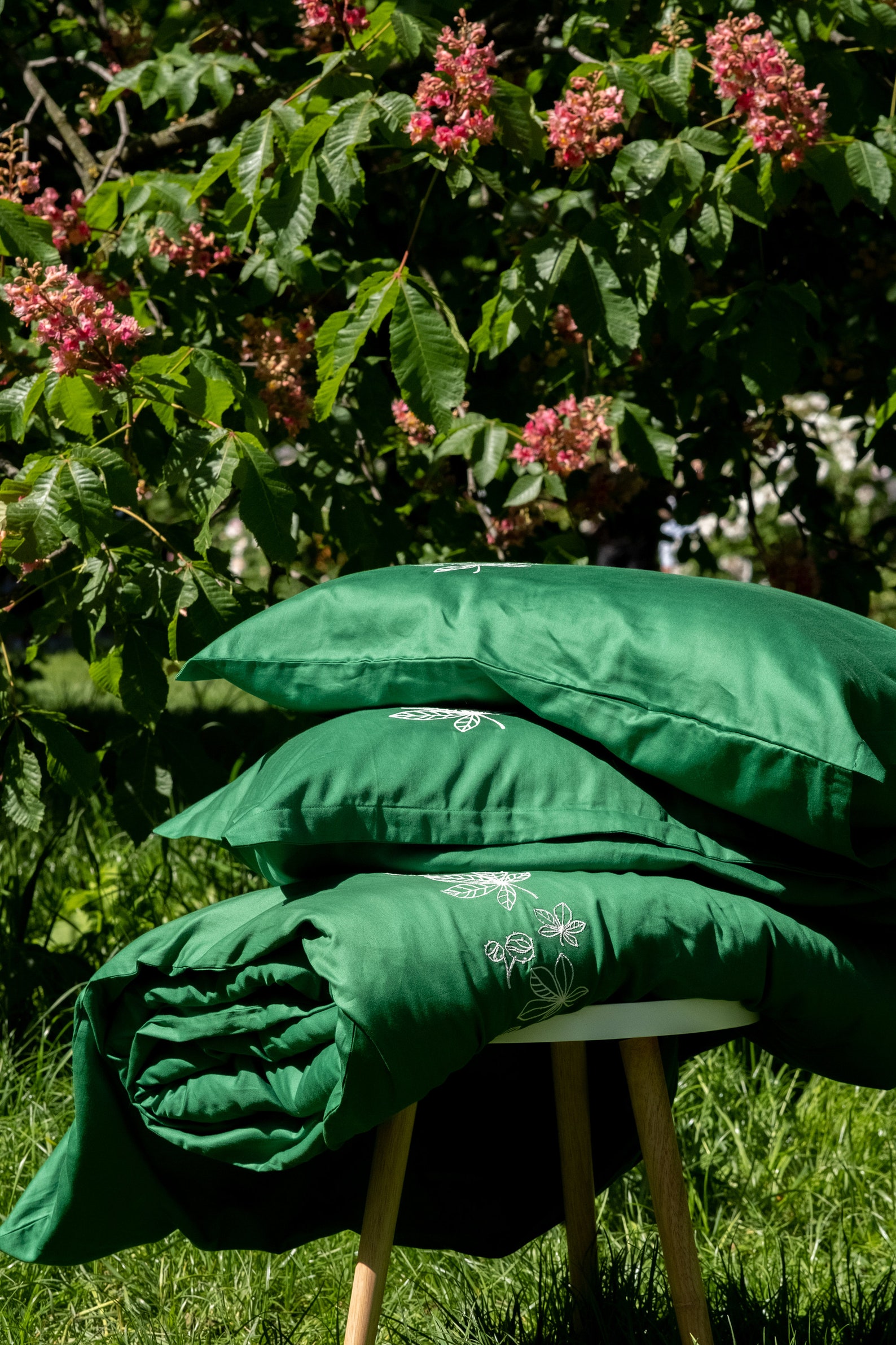 Green Duvet Cover With Chestnuts Embroidery, Natural 100% Cotton Sateen ...
