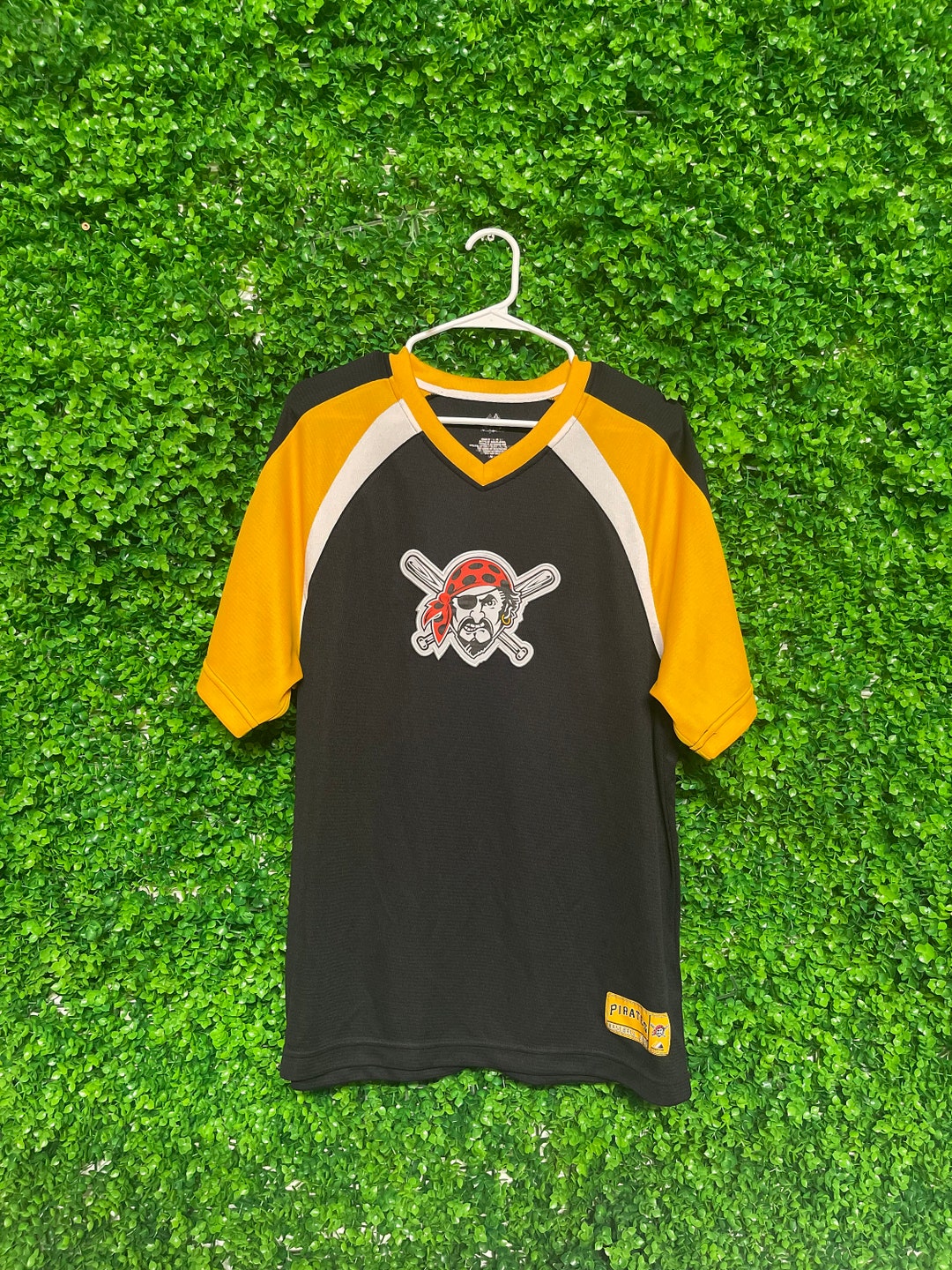 Vintage Pittsburgh Pirates V-neck Fabric T-shirt - Adult Mens Large ...
