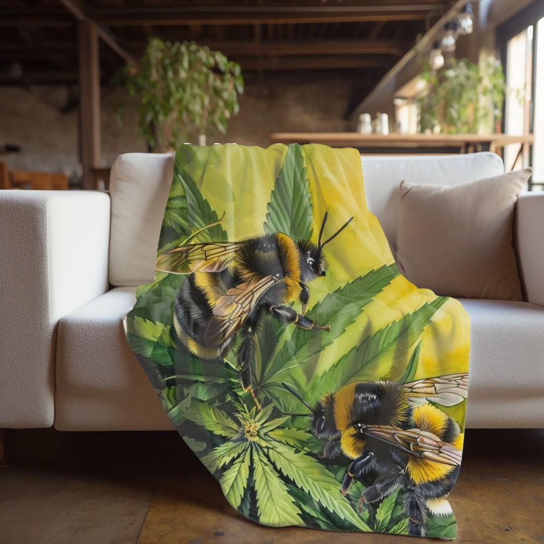 Bee Print Throws Cute Bee Patterns for Bee Lover Decor Honeybee Design ...