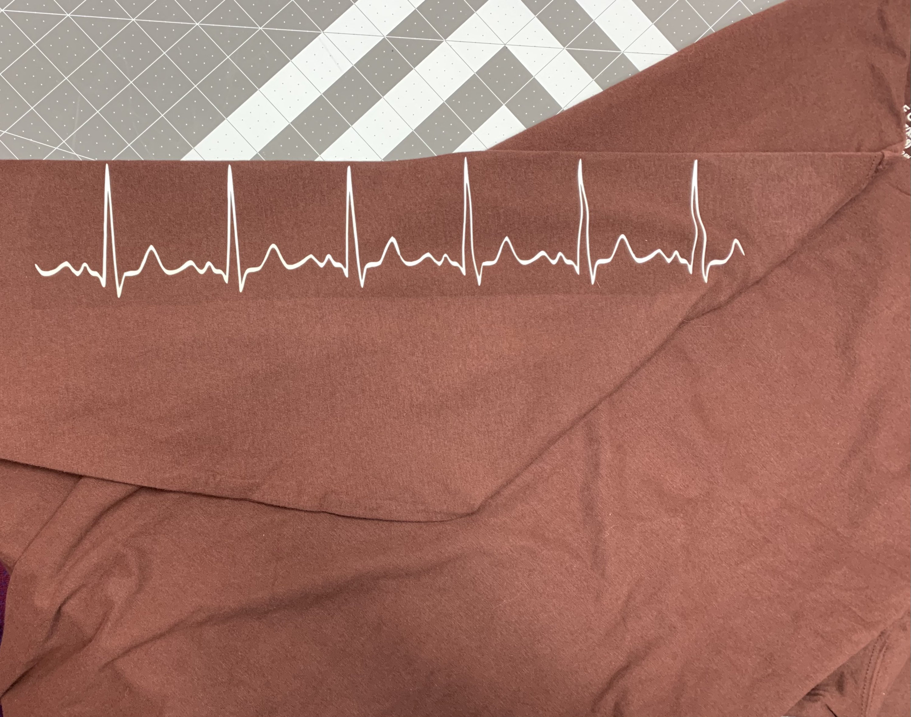 Customizable Long Sleeve T-shirt With EKG Down - Etsy Canada