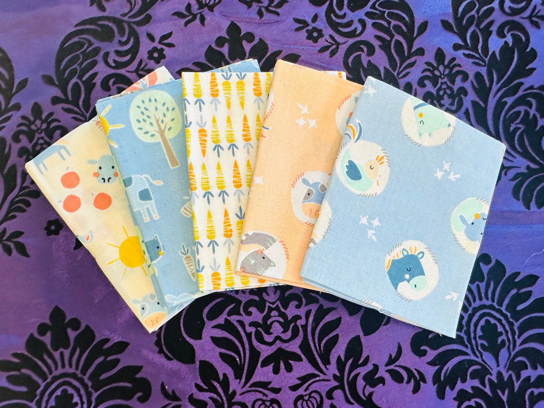 Emma & Mila - Cluck Moo Oink Farm Animals Cow Pig Chicken Fat Quarter ...