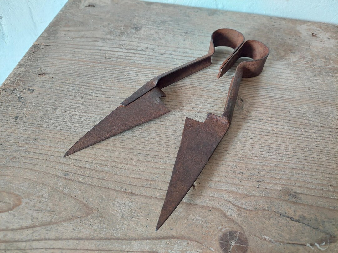 Vintage Wool Clippers Shears Sheep Scissors Shearing Primitive Wool ...