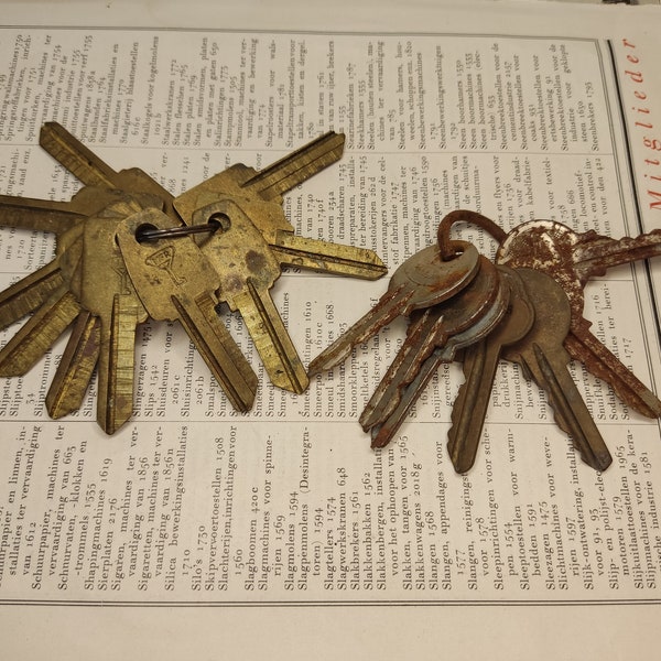 Old Keys - Etsy