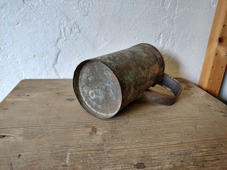 Old Measure Cup 1 Liter Tin Metal Measuring Cup - Etsy