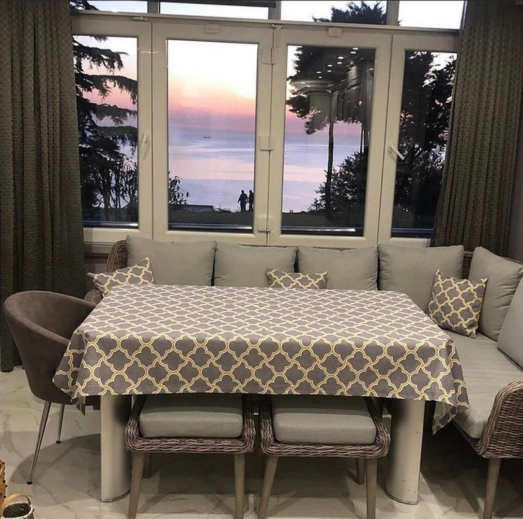 The Lockstone Moroccan Patterned Panama Linen Tablecloths Round Square ...