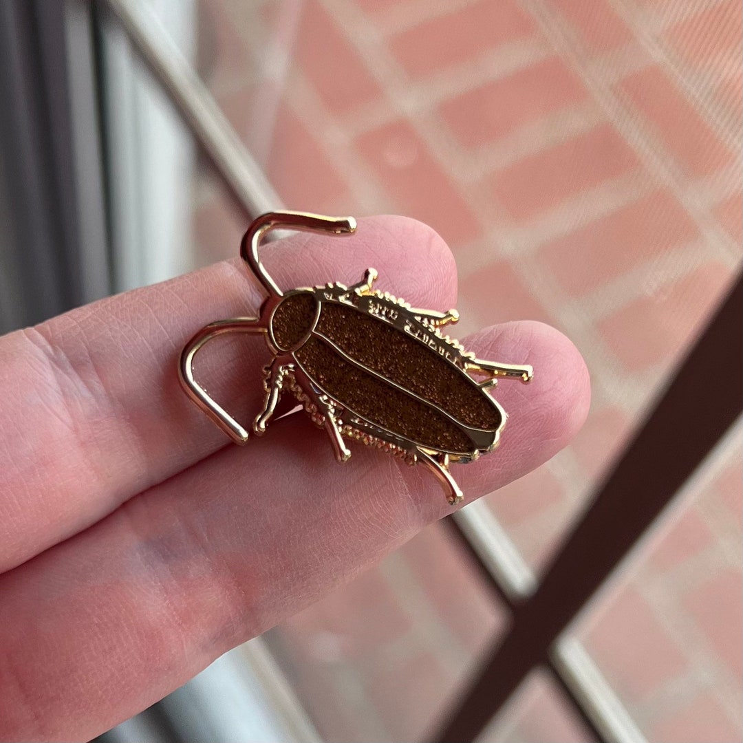 Brown Glitter Roach Pin - Etsy
