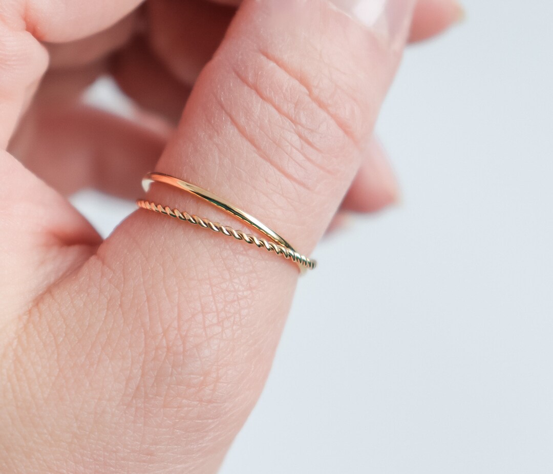 Wire Fidget Ring, 18K Gold, Everyday Rings, Mothers Gift for Her, Mom ...