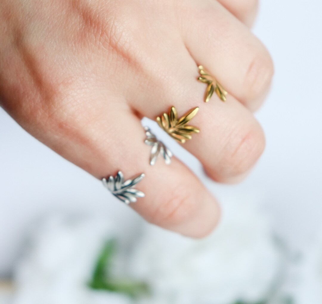 Leaf Ring Resizable Ring, 18K Gold Simple Statement Ring, Bridesmaid ...