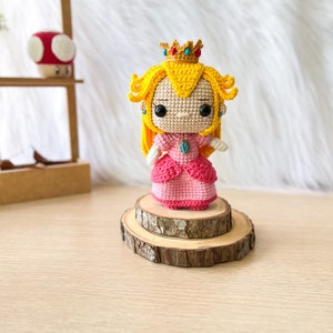 AMIGURUMI PATTERN Princess Peach Crochet Patterns | Super Mario ...
