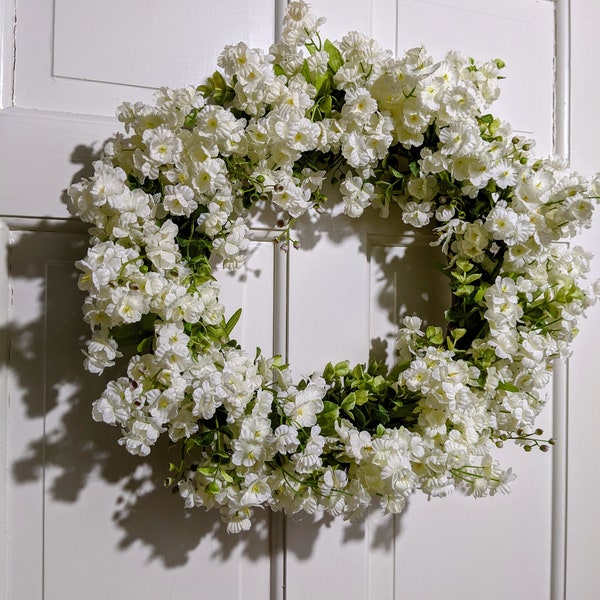 White Flower Wreath - Etsy