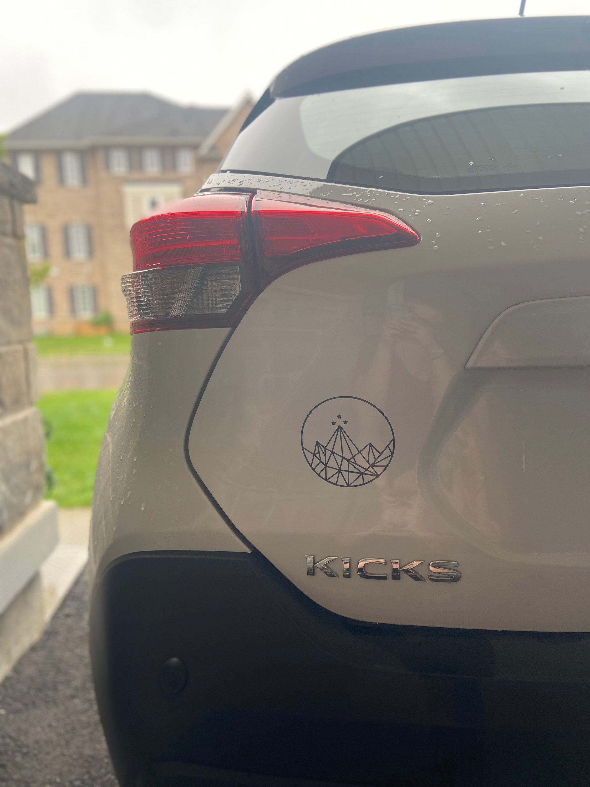 ACOTAR Velaris Vinyl Decal for Laptop Car or Window City - Etsy