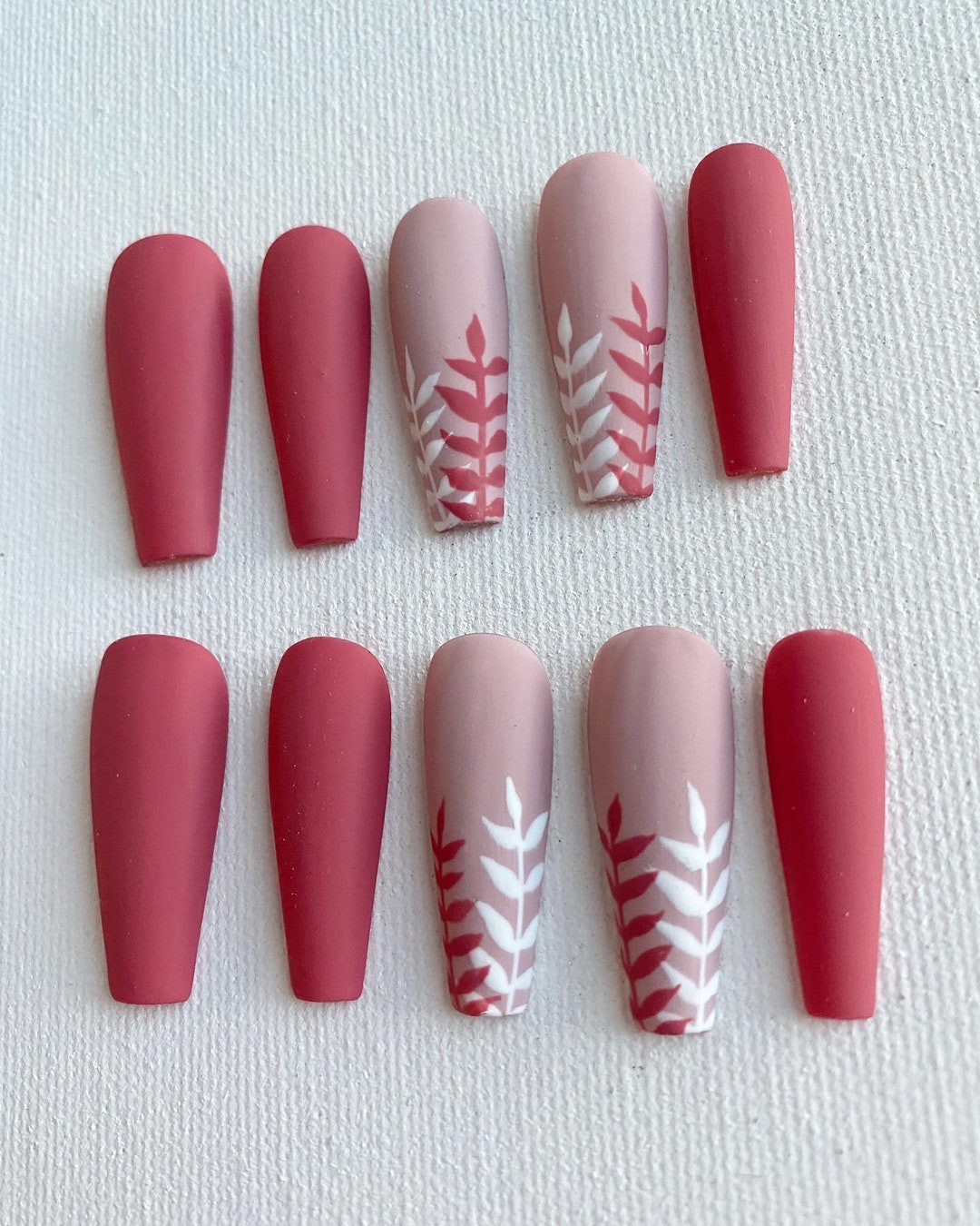 Reusable Matte Dark Pink / Light Pink Leaf Pattern Press on Nails - Etsy