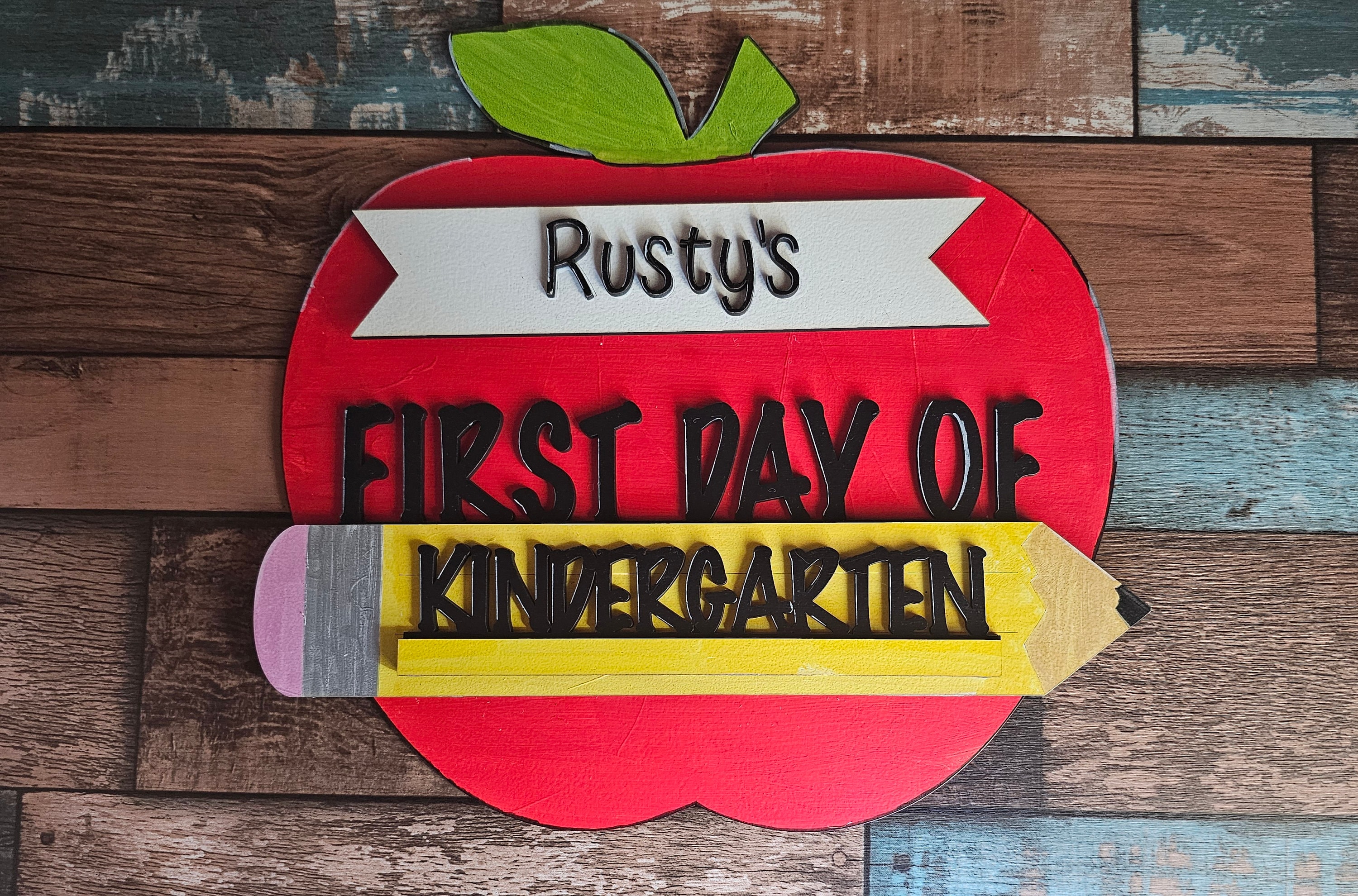 Cute Apple Back to School Sign, First Day Last Day of School Photo ...