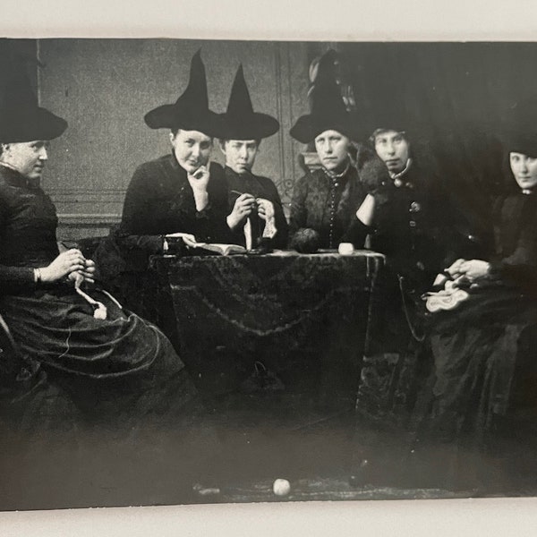 Victorian Witch - Etsy