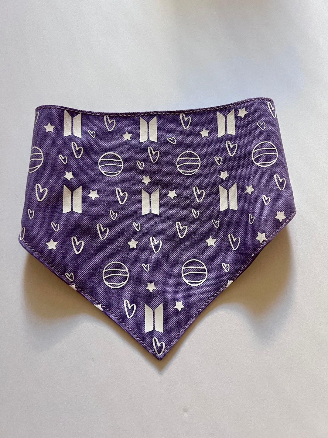 BTS Mikrokosmo Pet Bandana Hearts and Saturn, Bangtan Pet Bandana, B21 ...