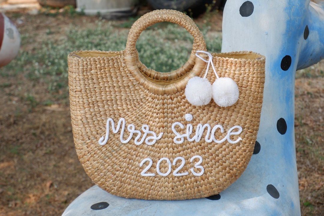 Mrs Bag, Personalized Bride Bag, Engagement Gift, Bride Tote Bags ...