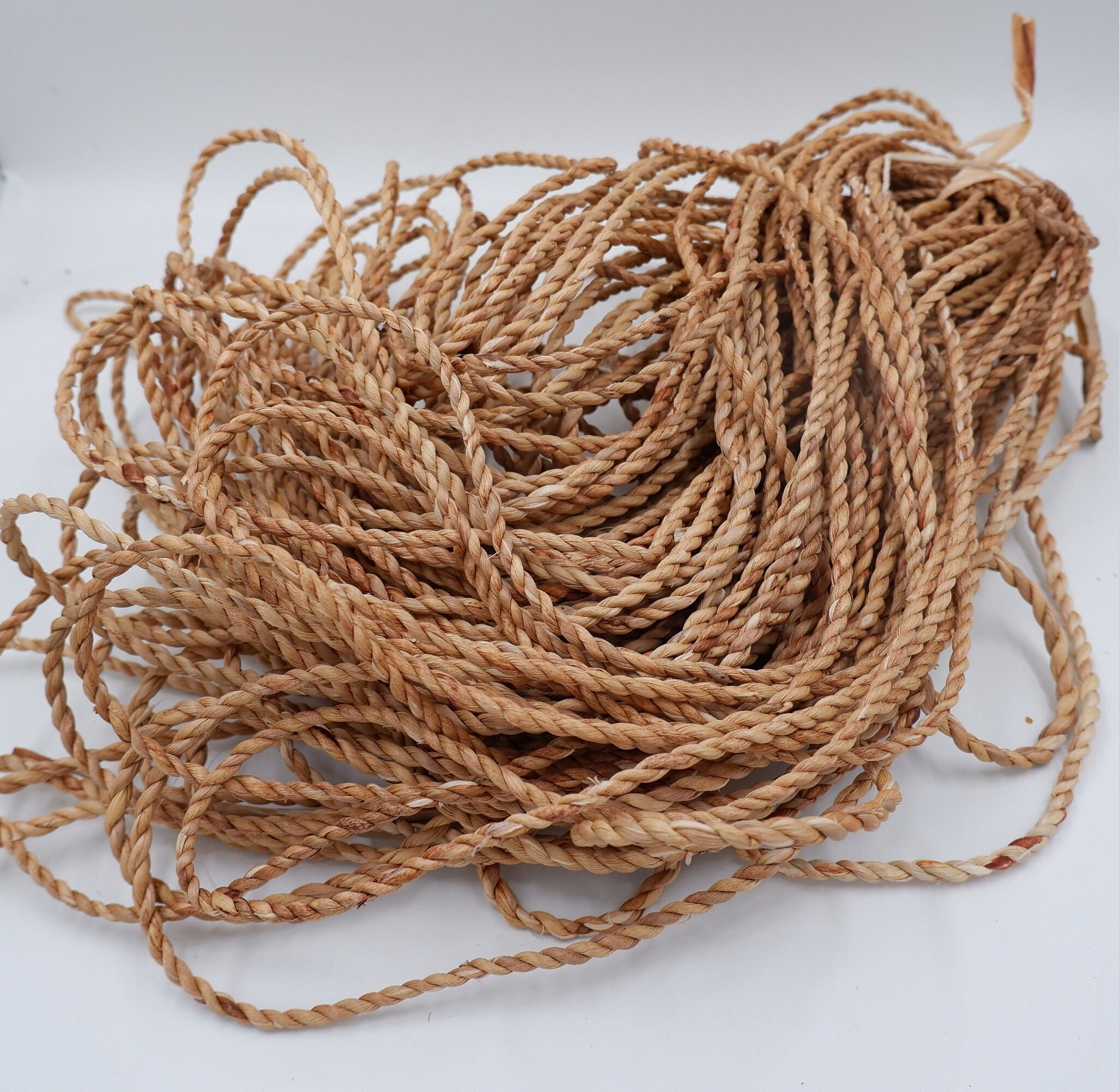 5mm Twisted Rope , Natural Water Hyacinth Rope, Decorating Weddings ...